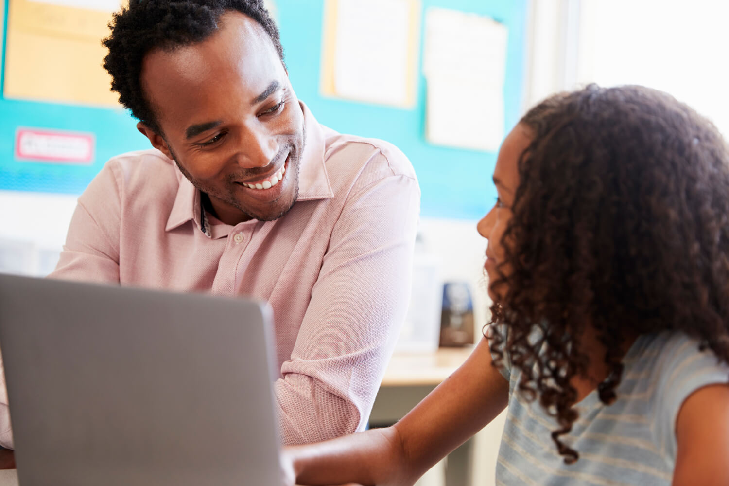Cinco dicas de cuidados com a saúde mental dos professores ...